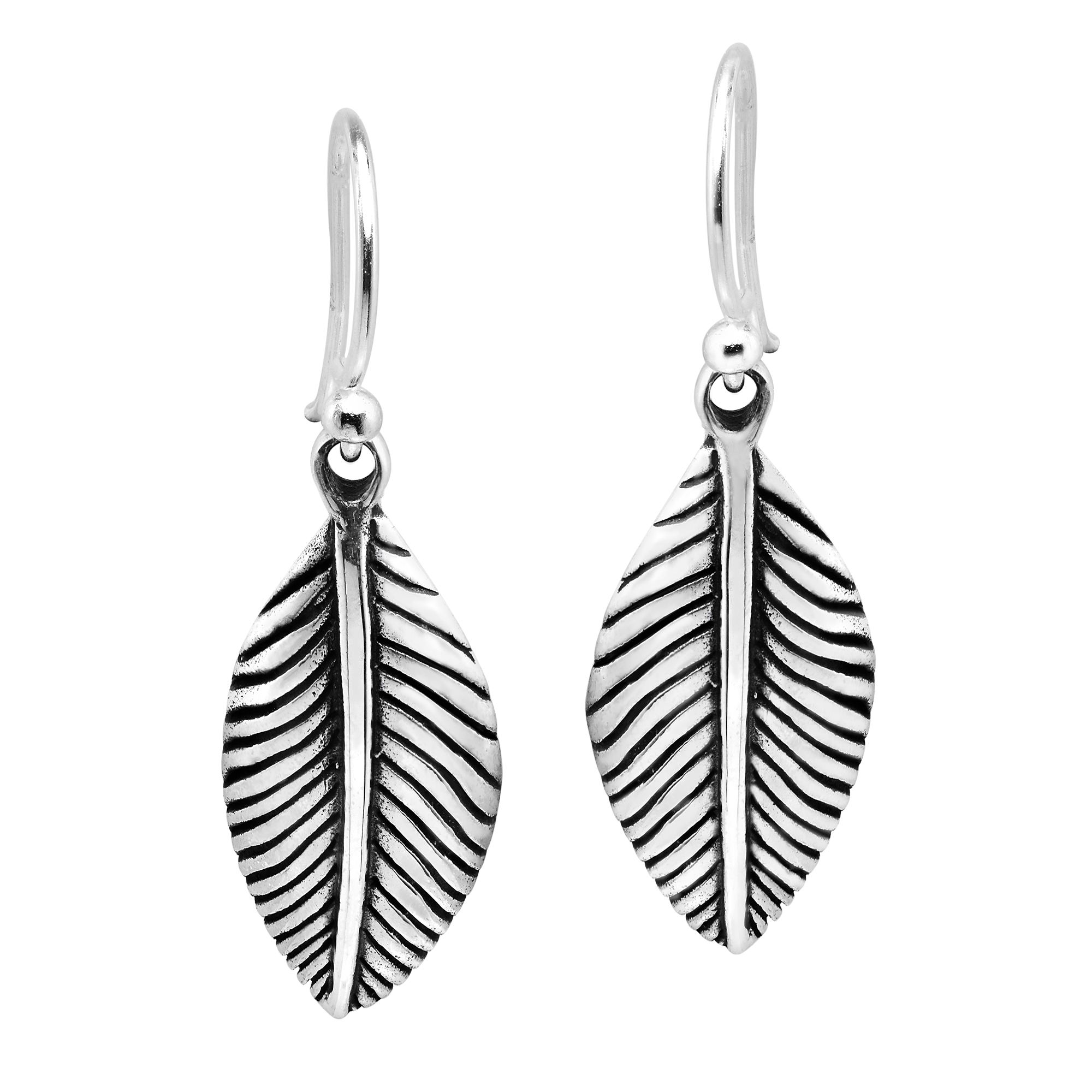 Chic Nature Sterling Silver Leaf Dangle Earrings